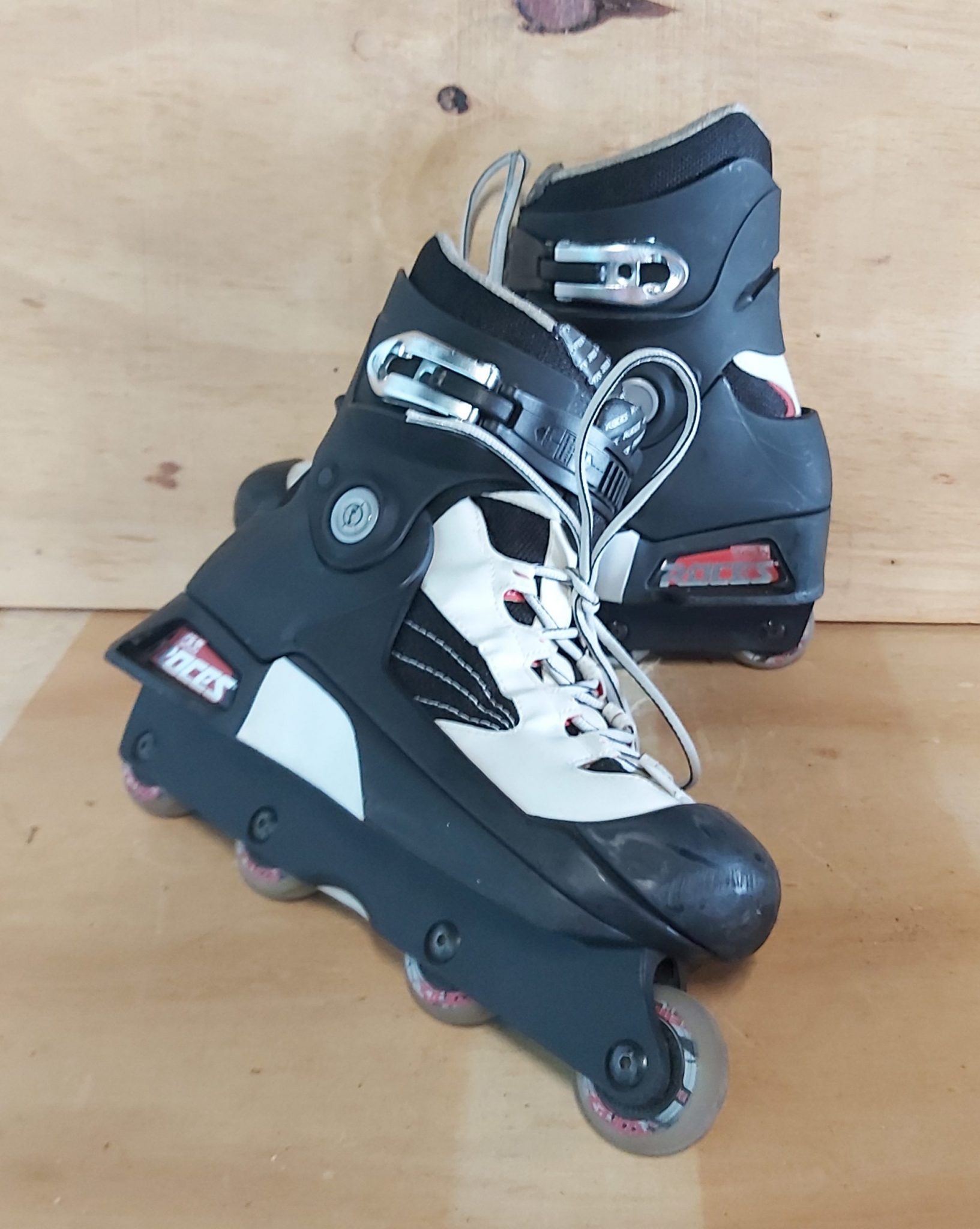 Roces Graal - No Pro inline skate winkel in Fryslan