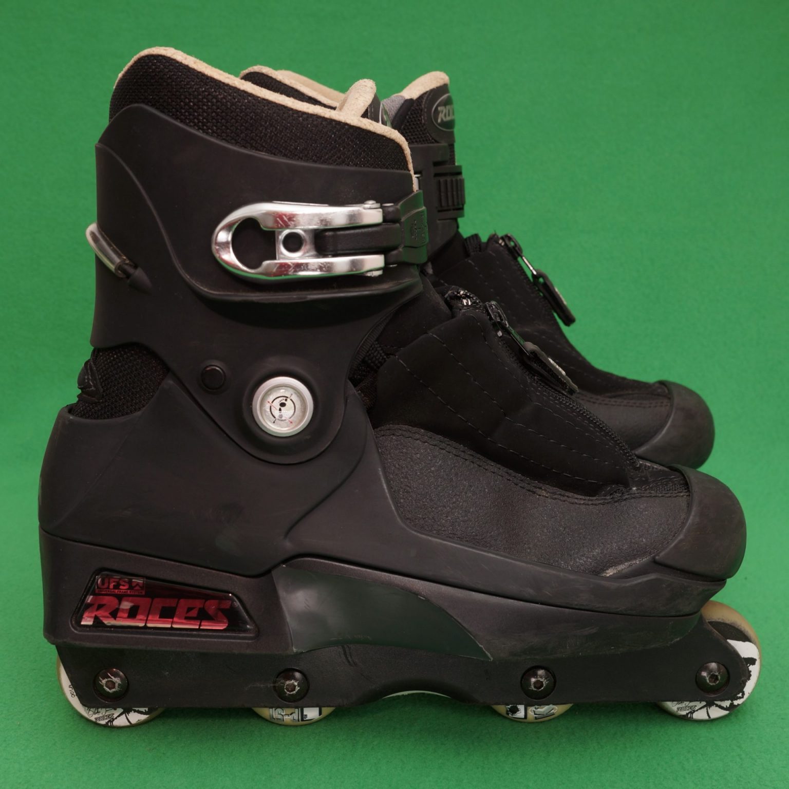 Roces Graal zipper black complete - No Pro inlineskate winkel in Fryslan
